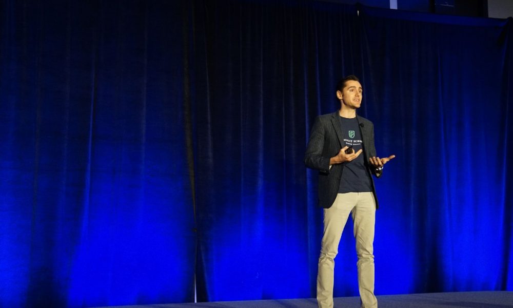 Top 10 Ted Talk Presentations Using Engaging Visuals - Owner's Magazine