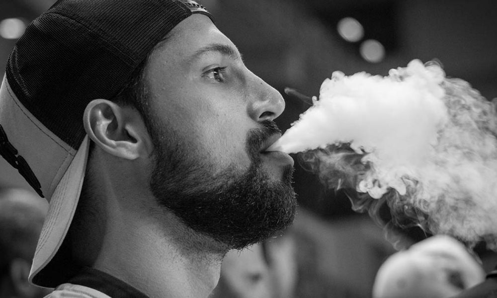 The Rise and Fall of Juul: Once a Silicon Valley Darling, Now Banned by ...