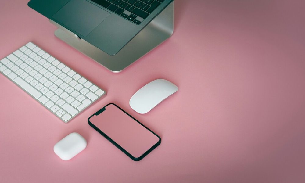 Top 10 Affordable Gadgets for Women on Amazon - Owner's Magazine